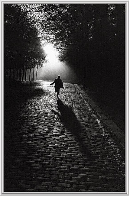 Shadow_Walk_Light_Man_Coat_Alone_Character_Bricks_Road – சொல்வனம் ...